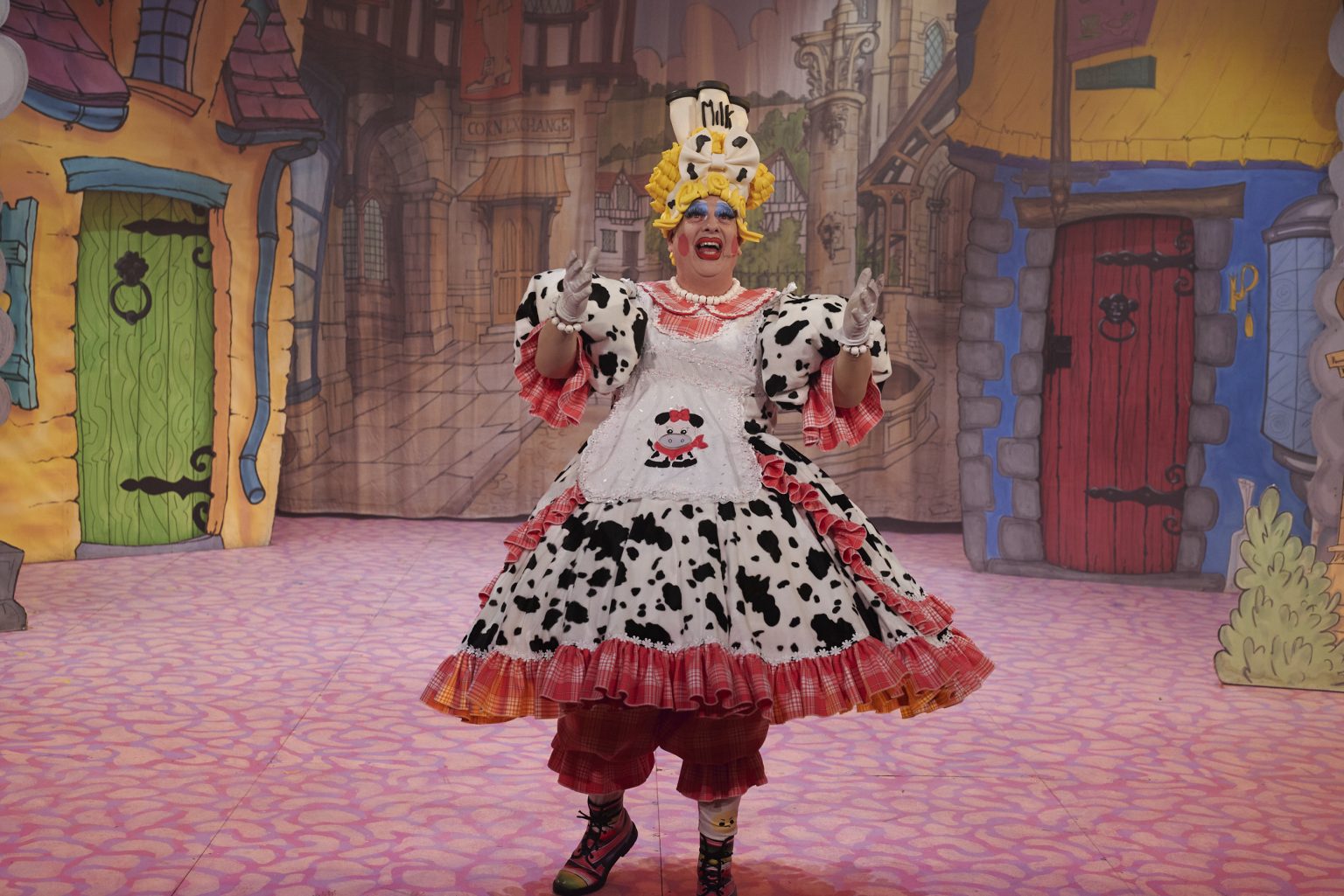 Hastings – Polka Dot Pantomimes